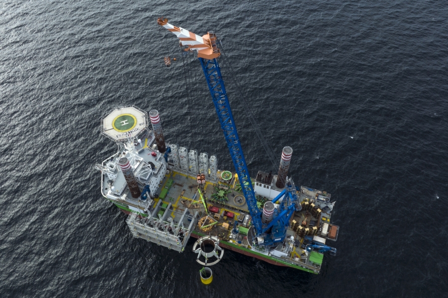 RWE pierwsze na świecie, innowacyjne stalowe kołnierze zainstalowane na ...